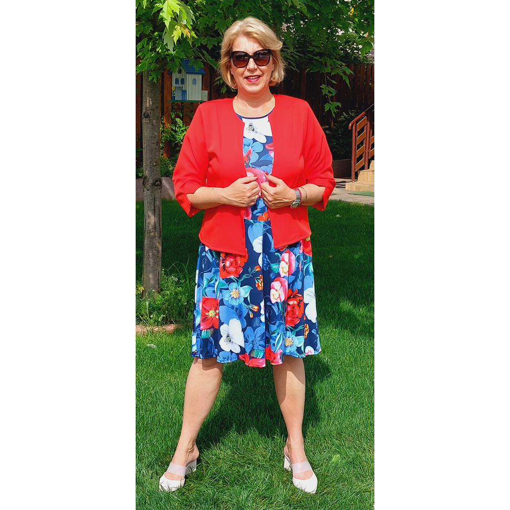 Elegáns, 2 részes, PIROS ÁRVÁCSKÁS mintás ruha, PIROS blézerrel ...